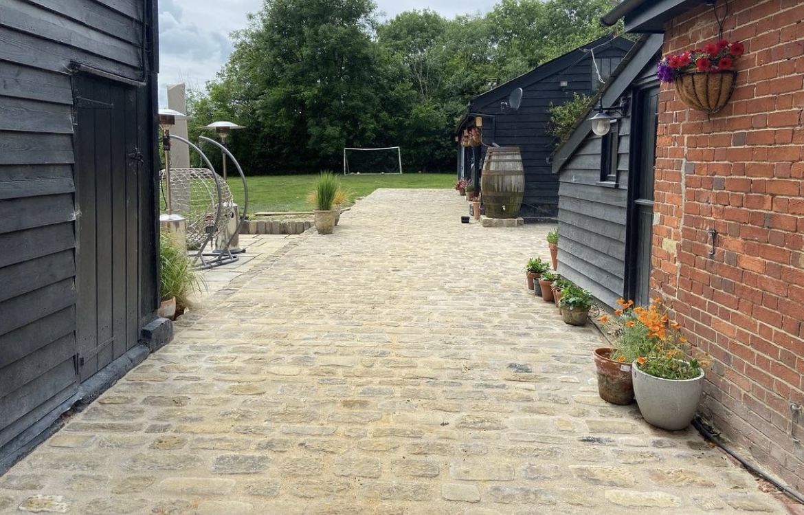 Reclaimed Yorkstone Cobbles | Yorkstone Supplies